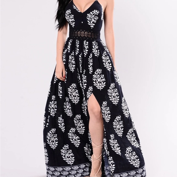 Fashion Nova | Dresses | Fashion Nova Maxi Dress Size Medium | Poshmark